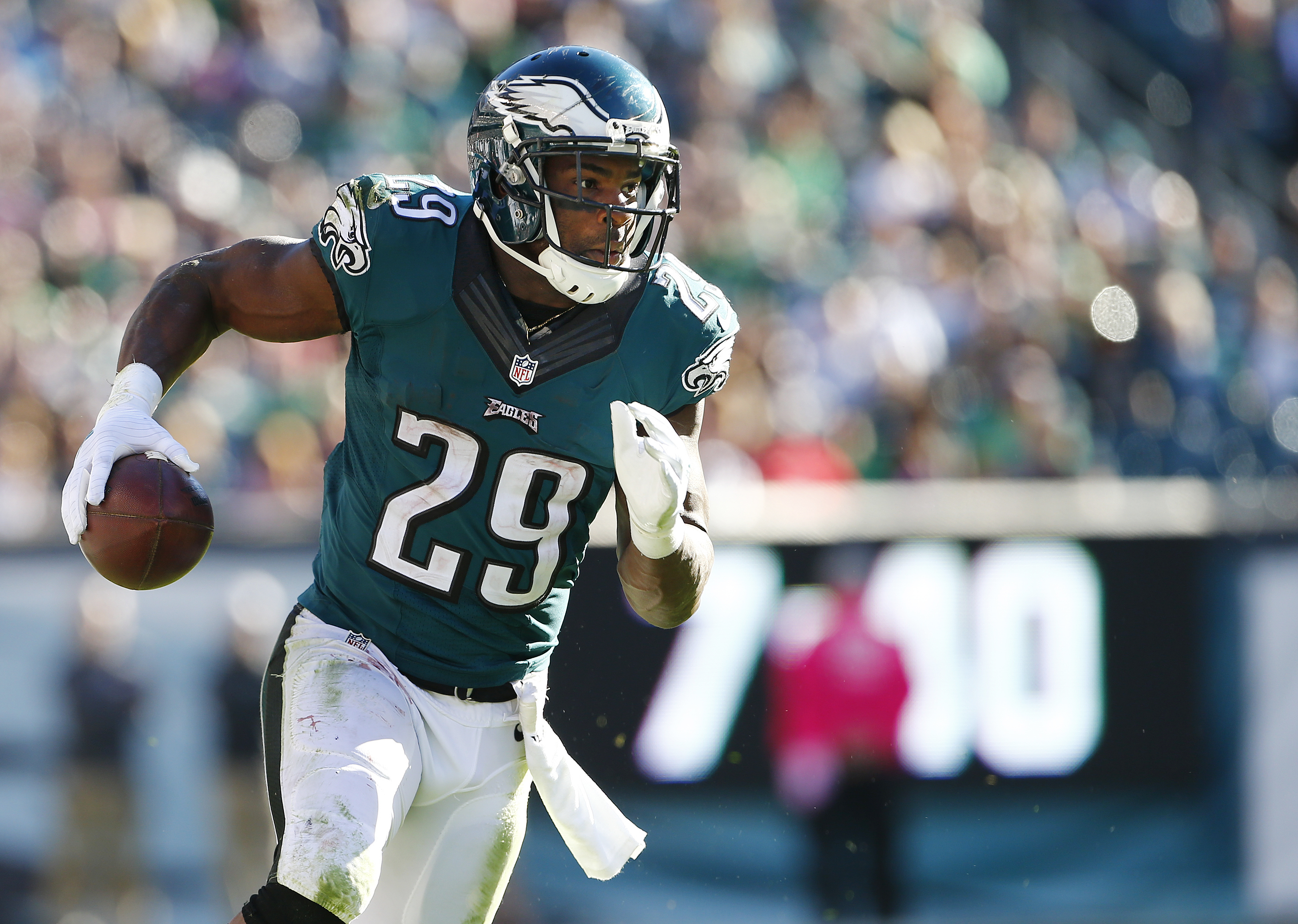 WATCH: DeMarco Murray Runs in Touchdown for Eagles