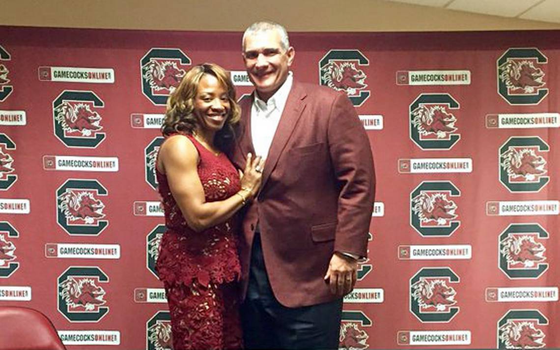 Anya Martin, Frank's Wife: 5 Fast Facts You Need to Know