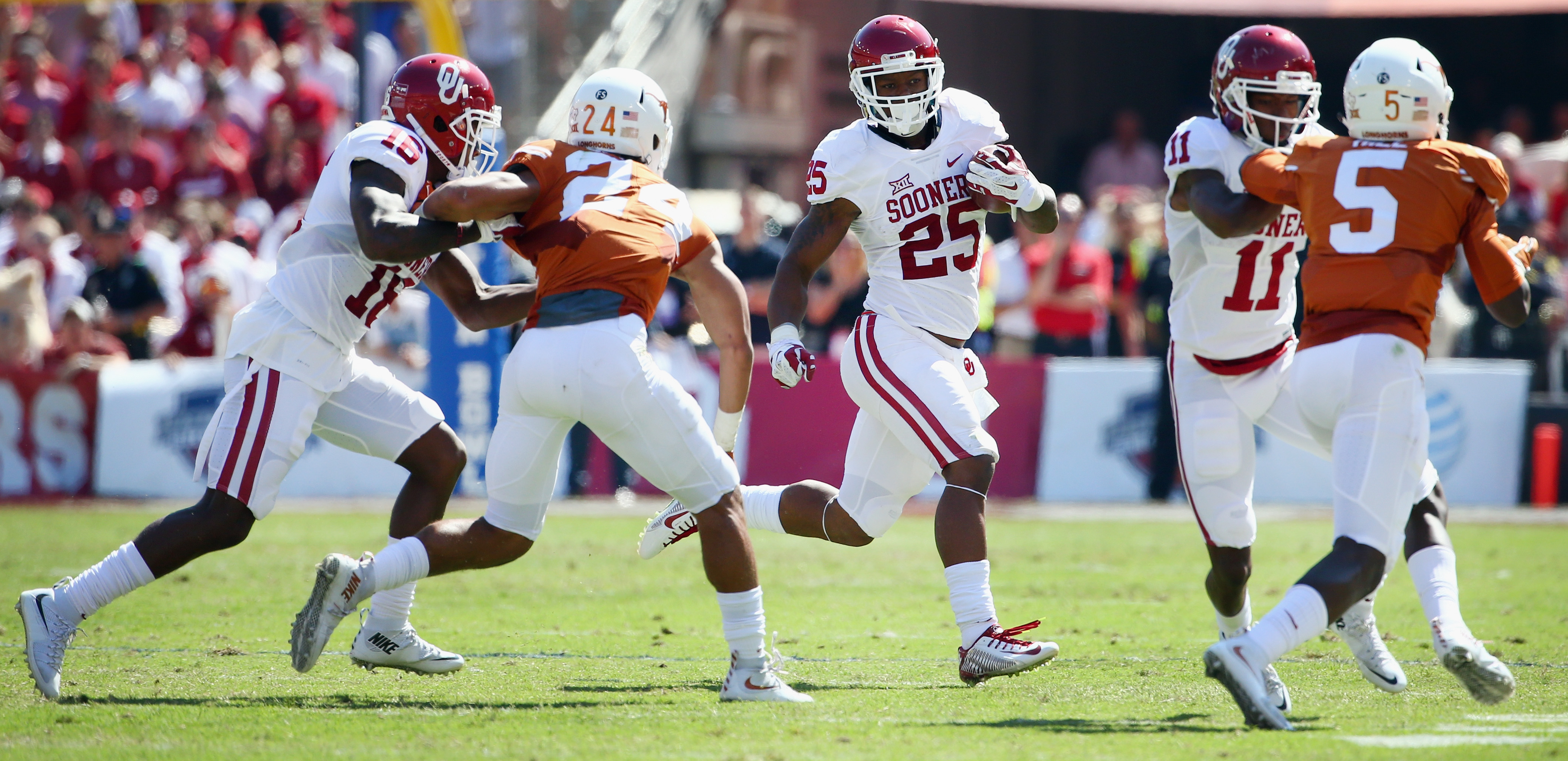 Joe Mixon's Family: 5 Fast Facts You Need to Know