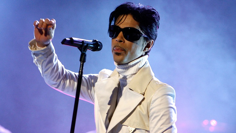 Prince's Hologram From Tonight's Super Bowl Halftime Show 2018