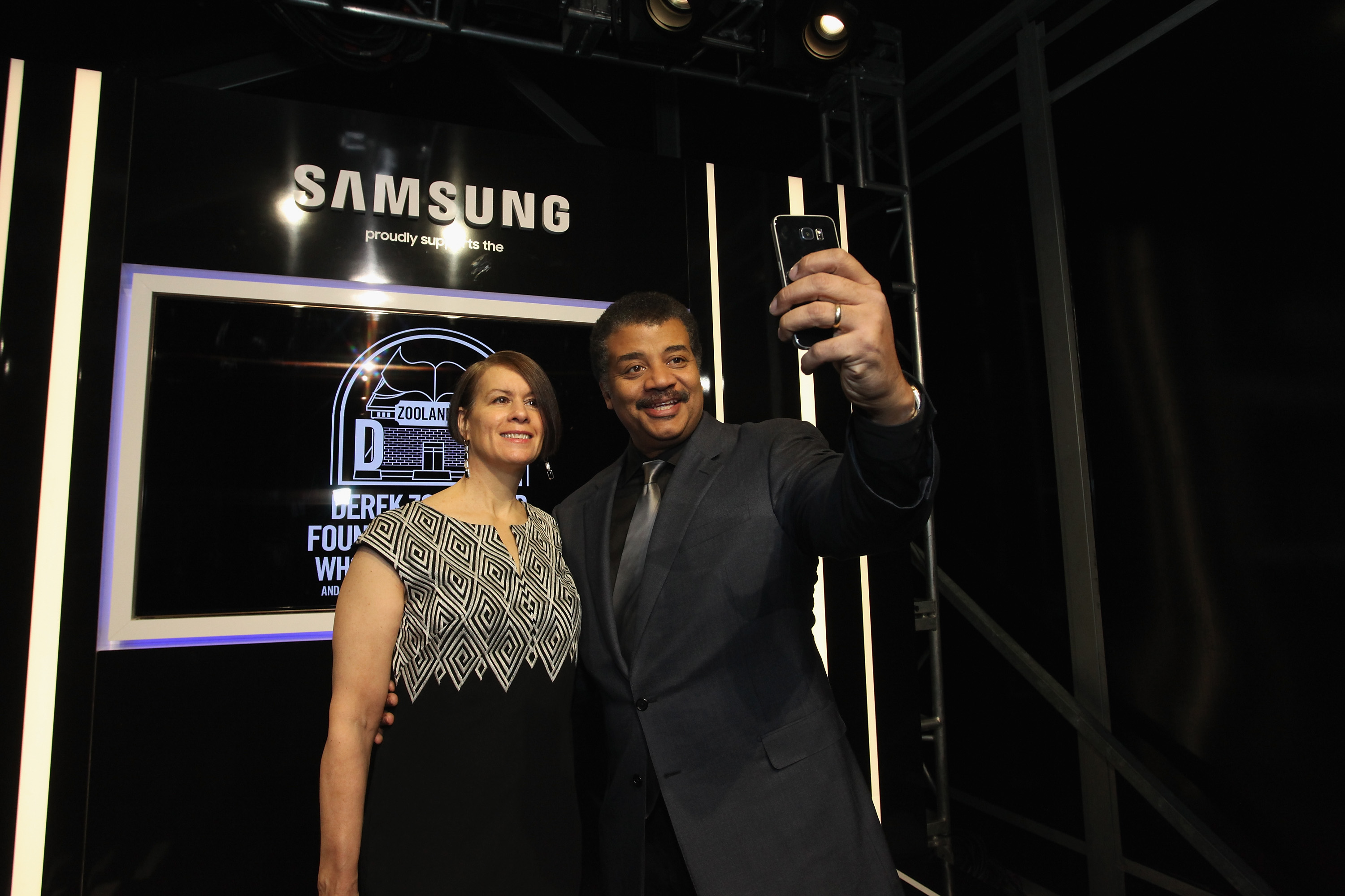 Alice Young, Neil DeGrasse Tyson's Wife: 5 Fast Facts | Heavy.com ...