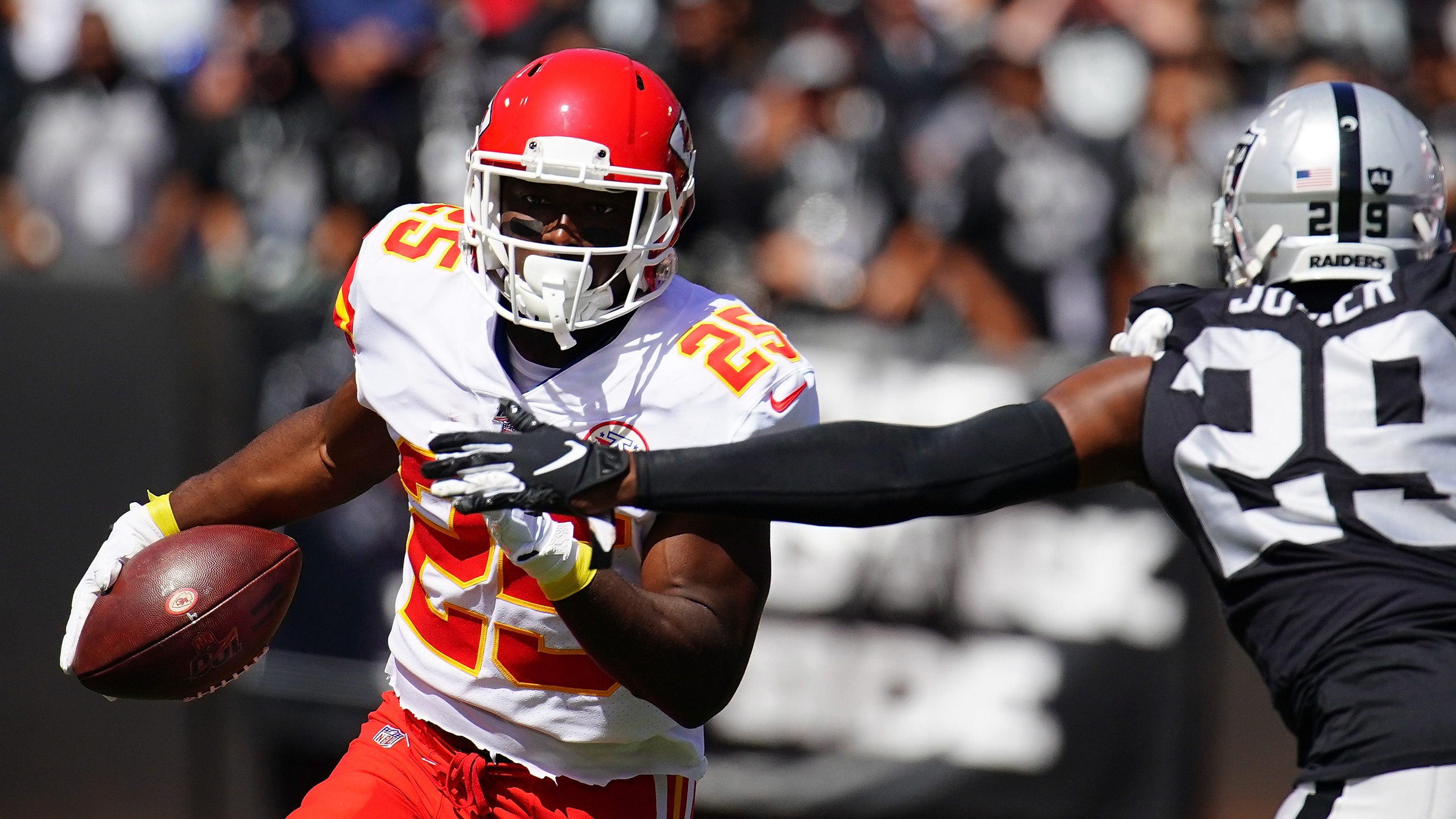 Damien Williams Injury: Will Chiefs RB Have Role Upon Return?