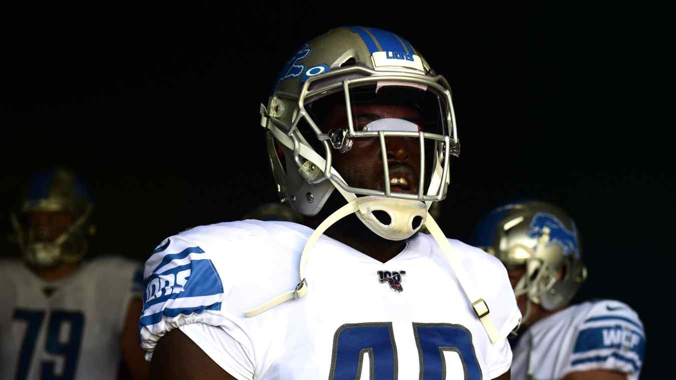 Lions' Jarrad Davis Shows New Physique in Incredible Photo