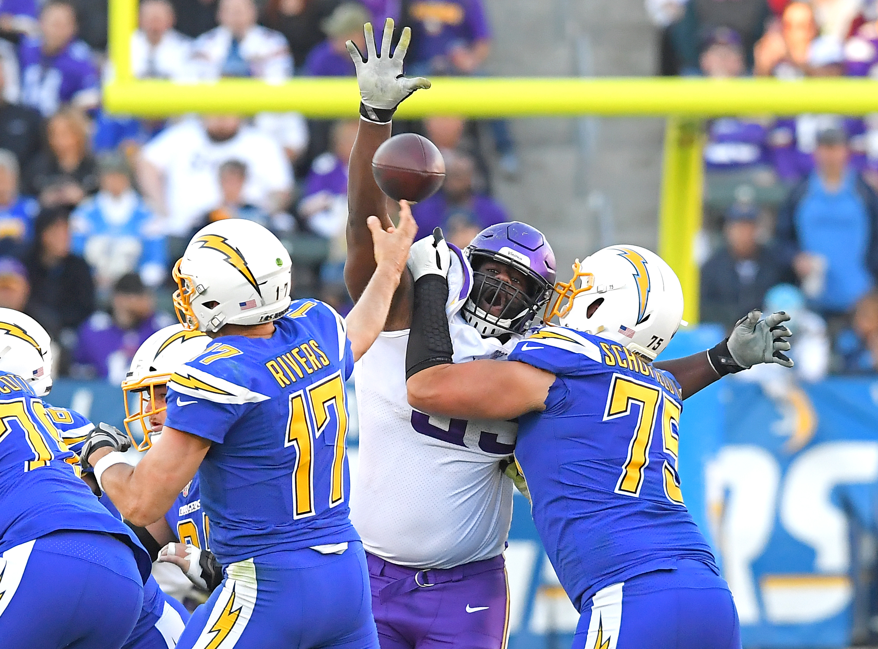 Vikings Reveal Favorite in Battle at Nose Tackle