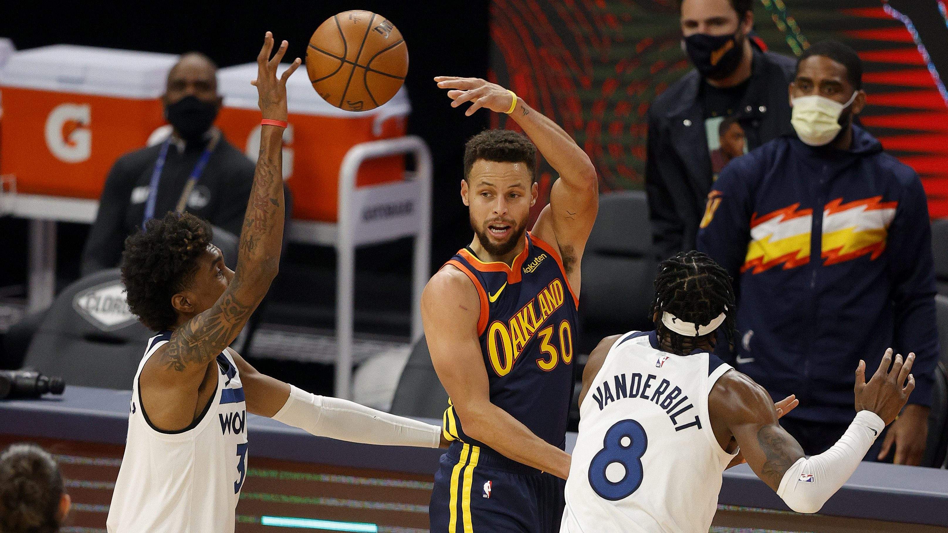 Steph Curry On Pace To Make History Against Lakers