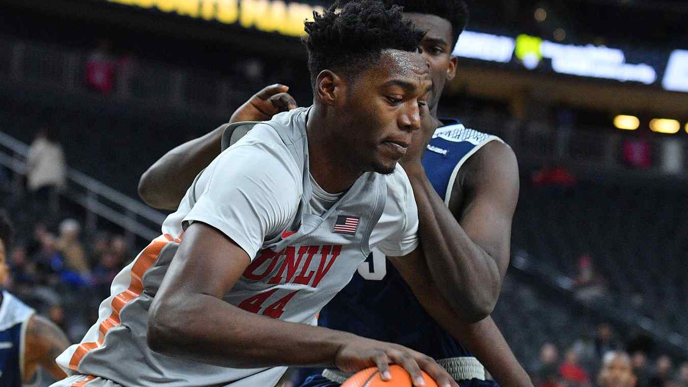 Miami Heat Sign Ex-Bucks 7-Footer, Bronze Medalist