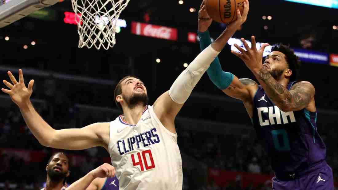 Clippers Big Man Speaks out on Being Overlooked on D