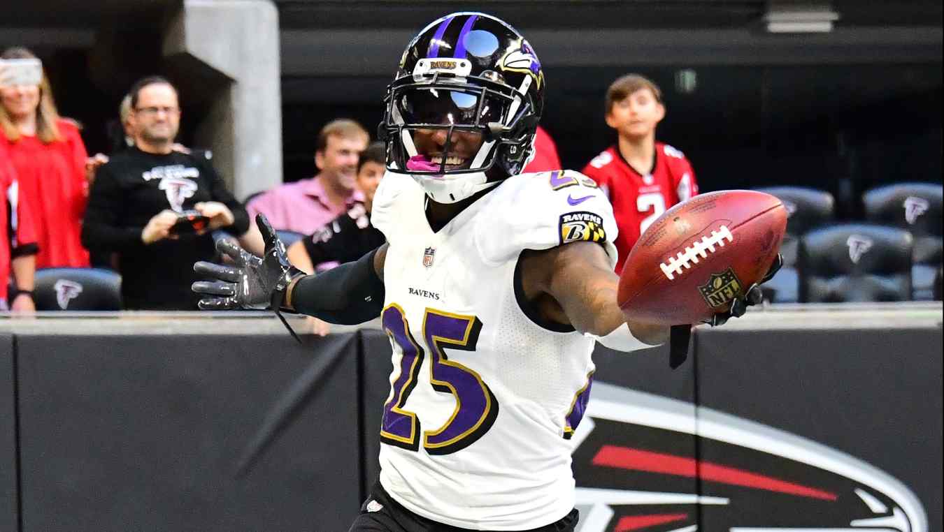 Bears Sign Ex-Ravens CB Tavon Young to 1-Year Deal