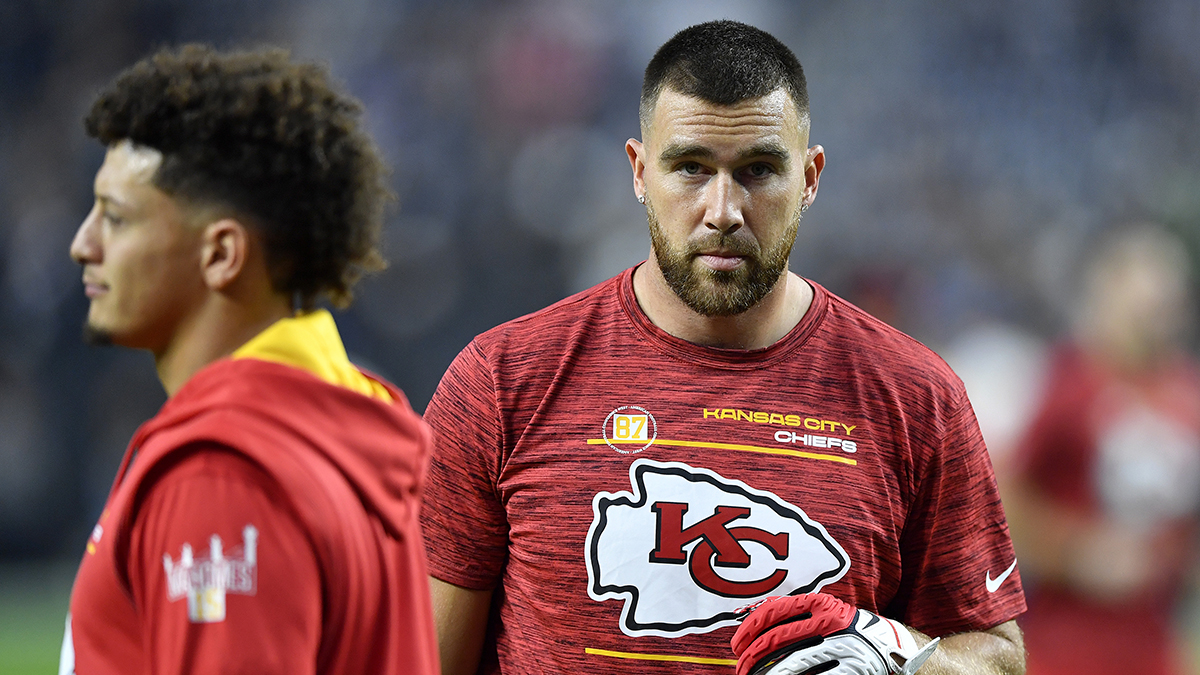 Travis Kelce Throws Shade at Raiders Fans After Trash Talk