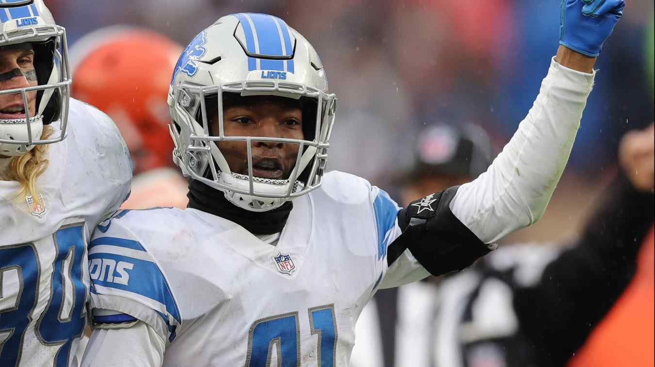 AJ Parker Still Trying to 'Earn Every Day' With Lions