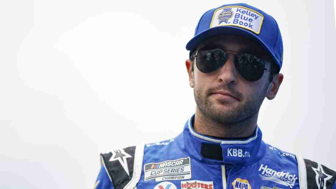 Chase Elliott Clinches Regular-Season Championship