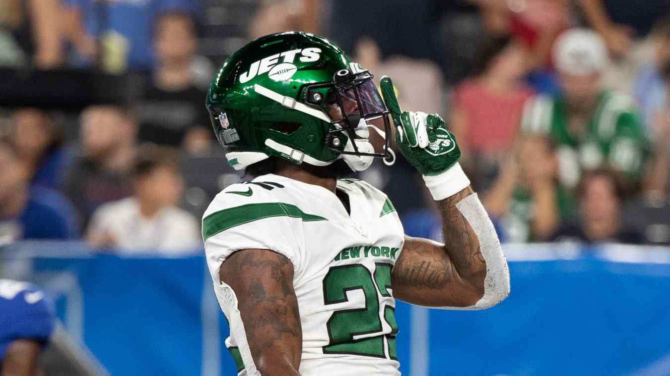 Ex-Jets RB La'Mical Perine Signs With NYC Rival