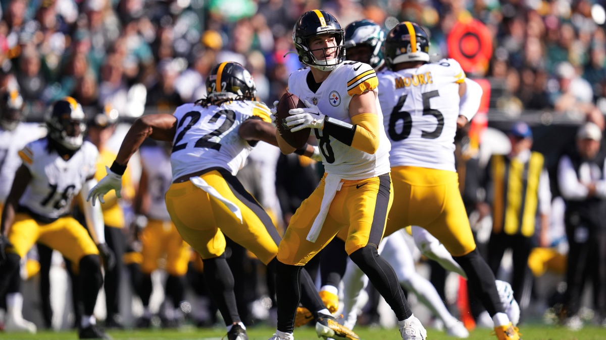 Chris Hoke Blames Steelers QB Kenny Pickett for Struggles