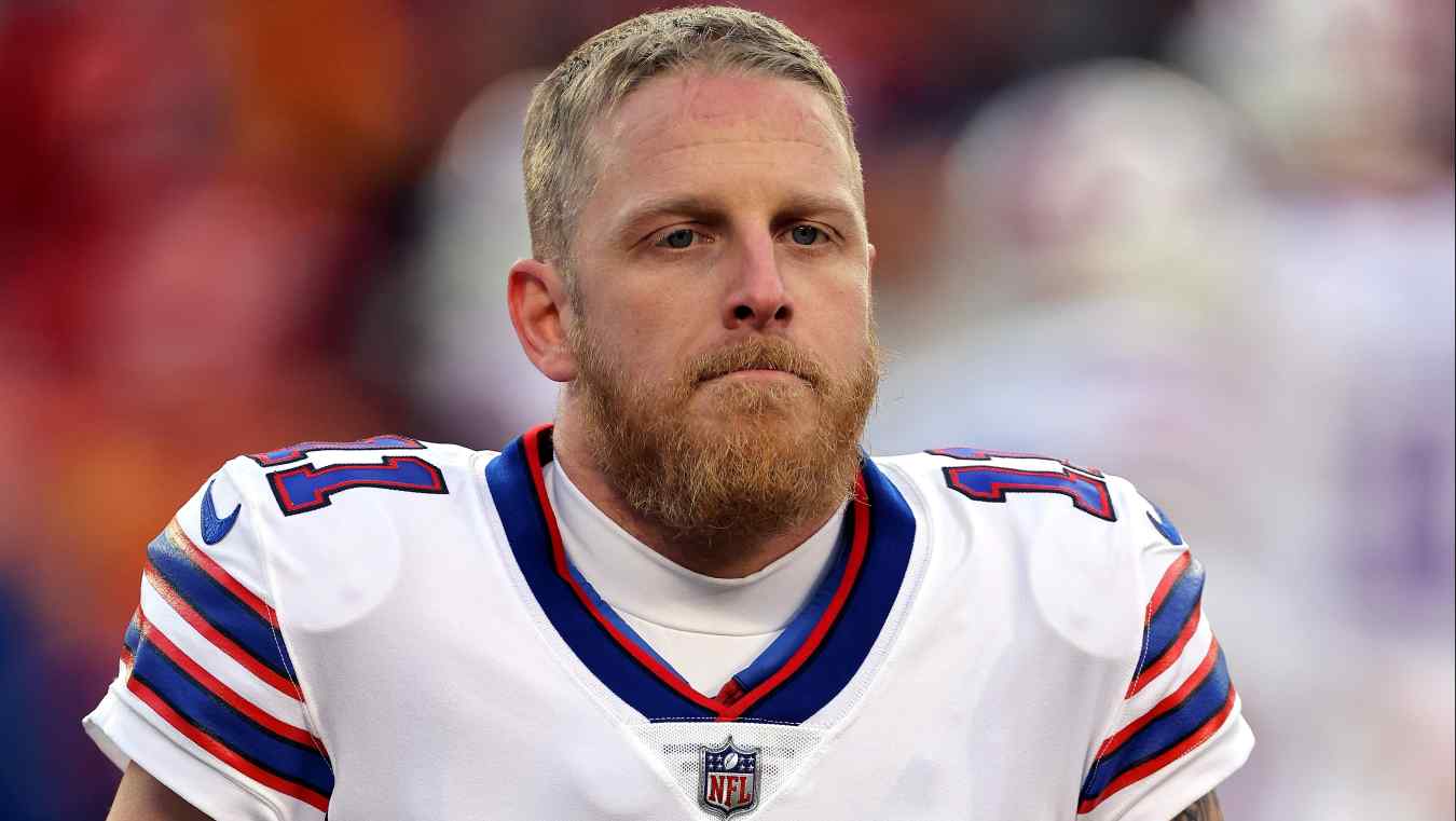 Bills WR Cole Beasley Delivers Strong New Message to Fans