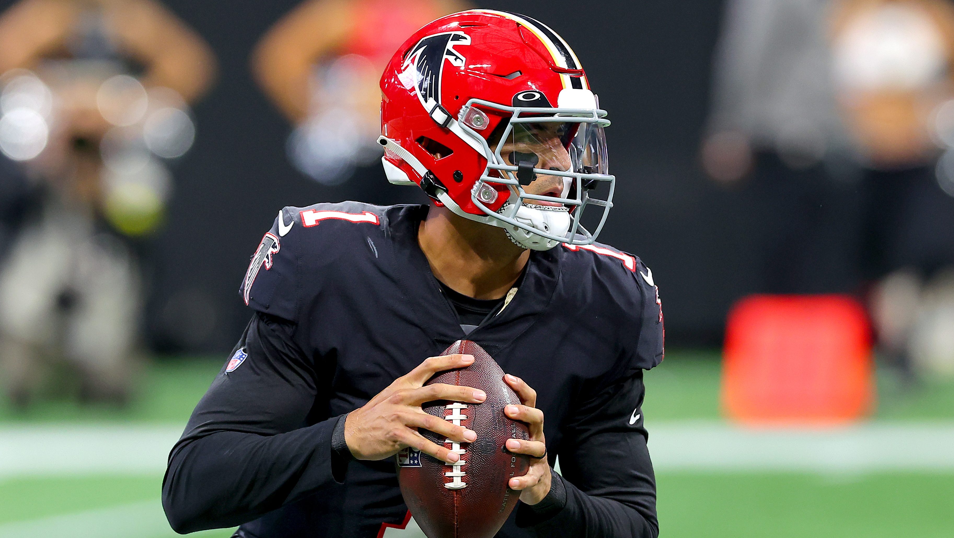 Colts Insider Suggests Indy Signs Veteran QB