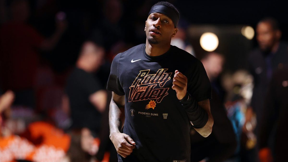 Knicks Floated as Free Agency Landing Spot for Phoenix Suns' Wing