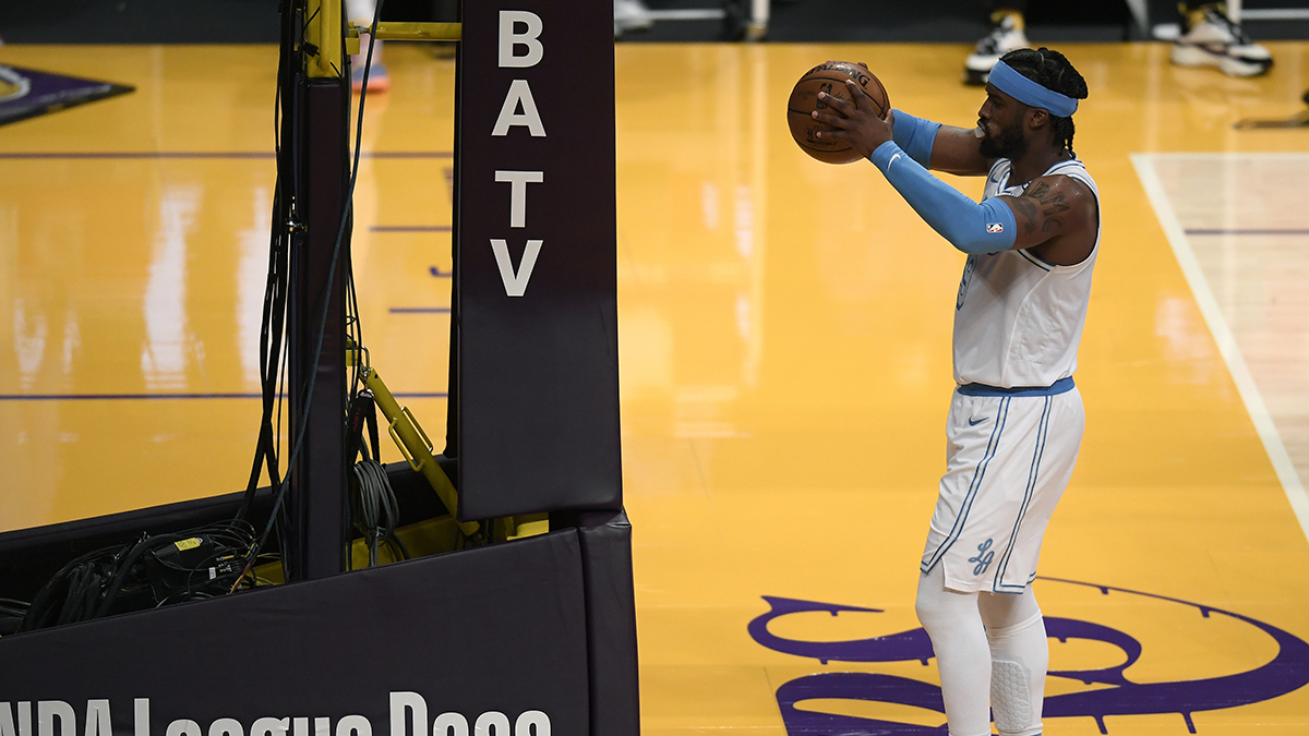 Ex-Laker Wesley Matthews Signs Contract With Hawks Team: Report