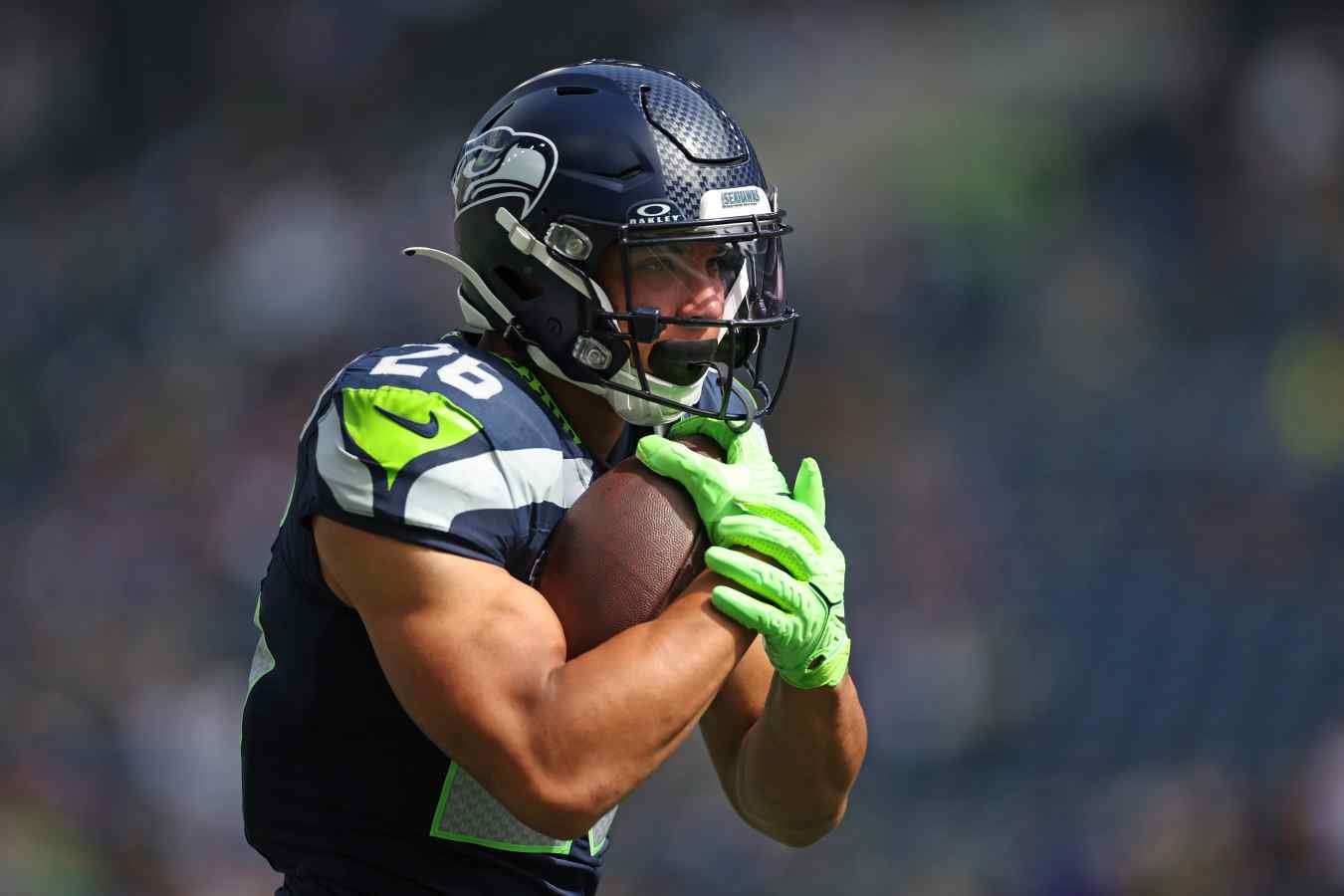 NFL Insider Reveals Which Seahawks RB Could be 'Better' For New Offense ...