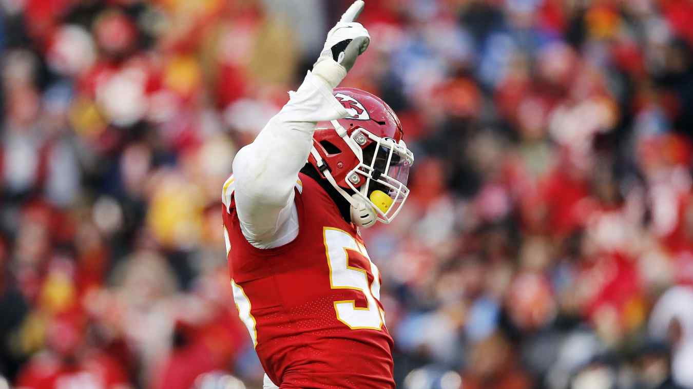 Chiefs News: Fans Weigh in on Frank Clark After Seahawks Report
