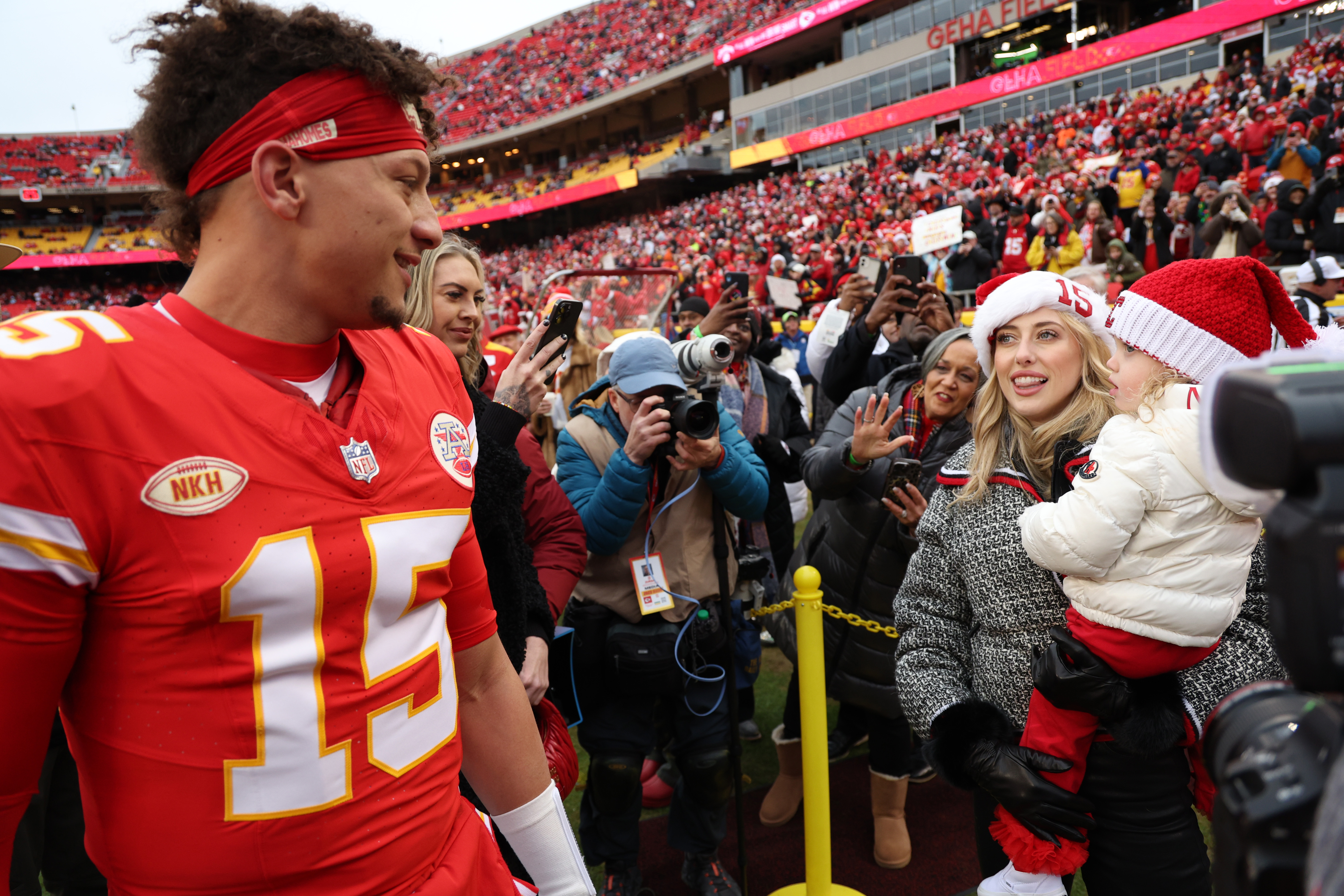Video of Patrick Mahomes Fuming at Offensive Line Goes Viral