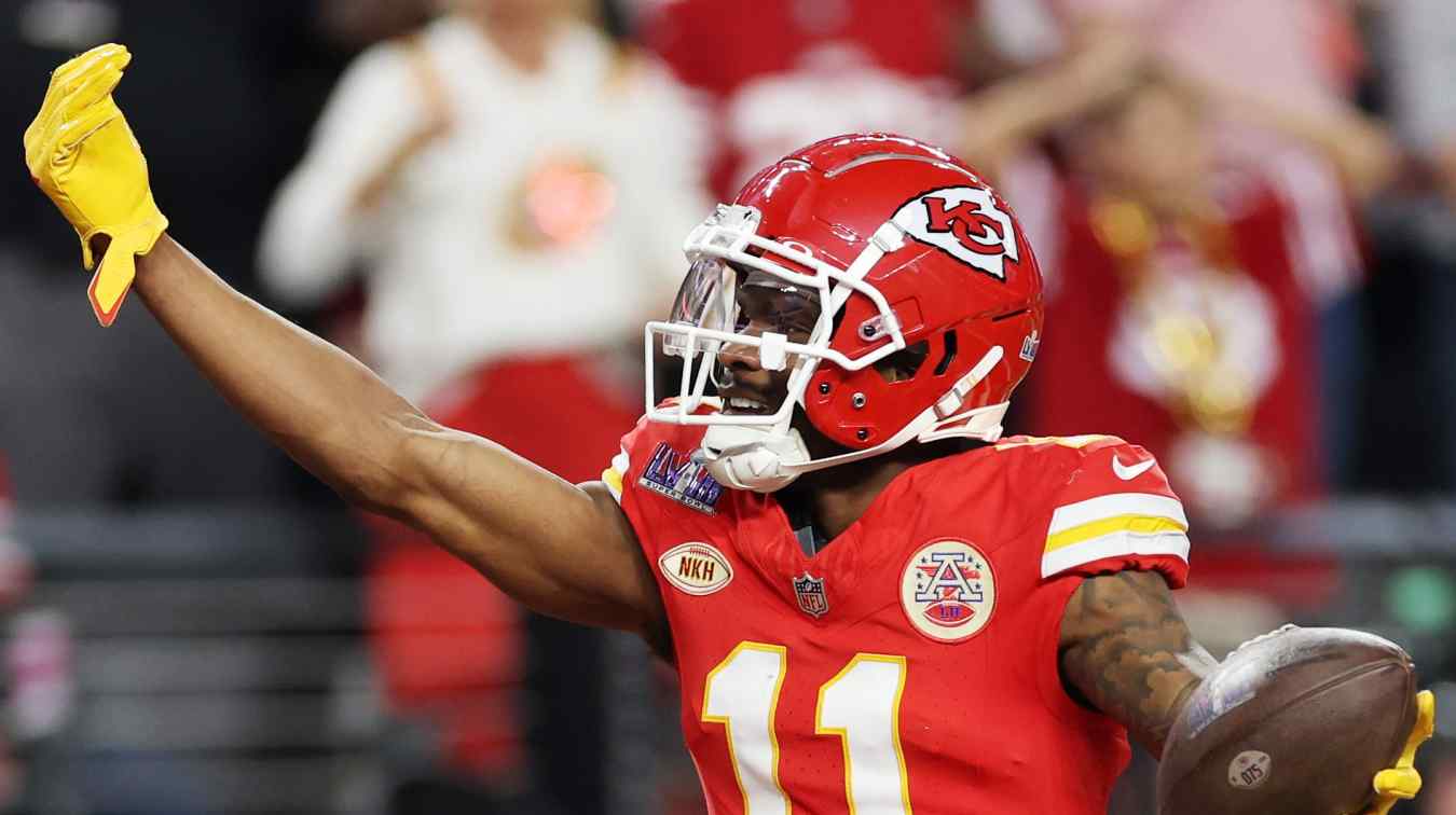 Chiefs WR Sounds Off on Haters in Viral Super Bowl Flex [LOOK]