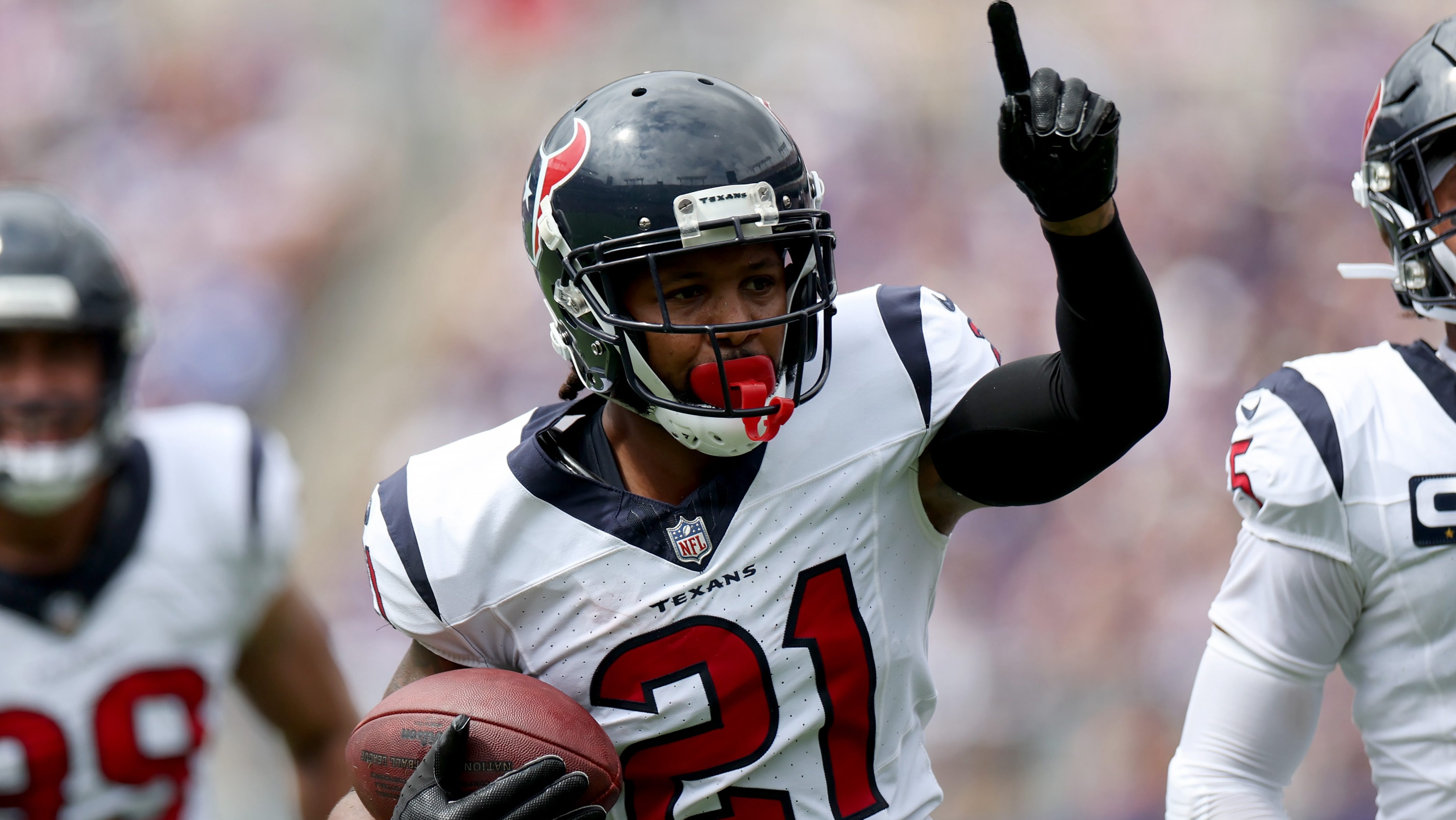 Chiefs Named Candidate to Sign Former Texans $17 Million Starter