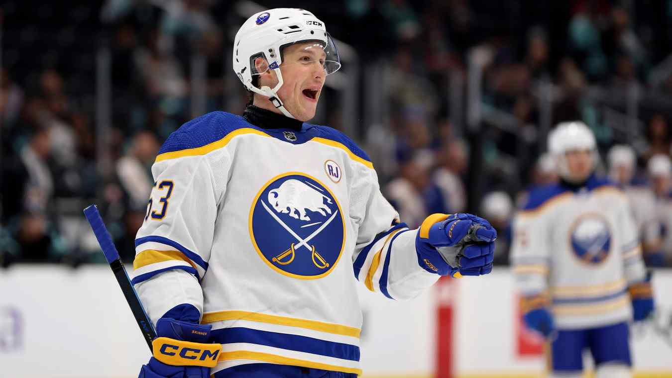 Netflix Star Congratulates Sabres' Jeff Skinner on 1,000 Games