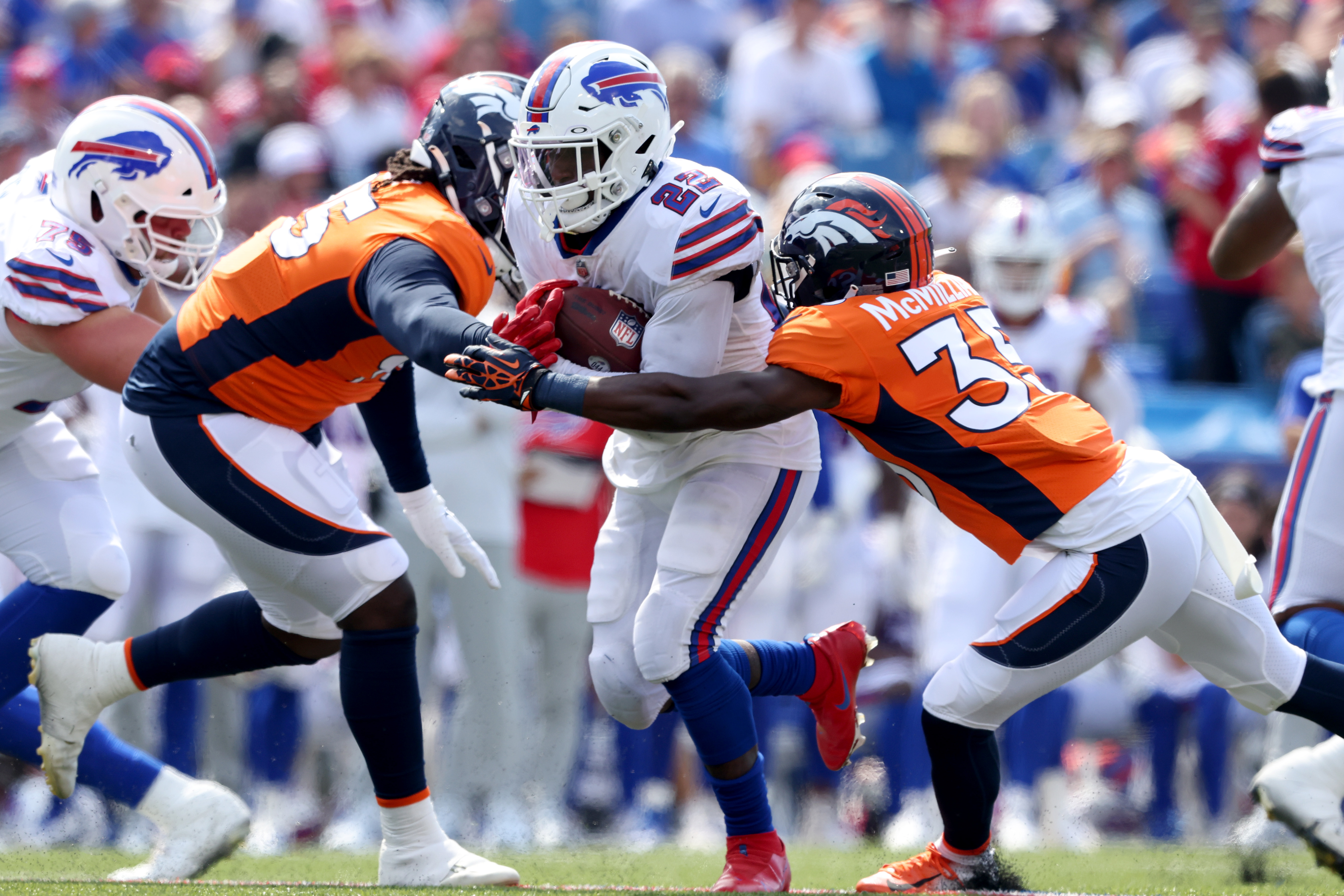 Former Bills RB Announces Retirement at Age 30