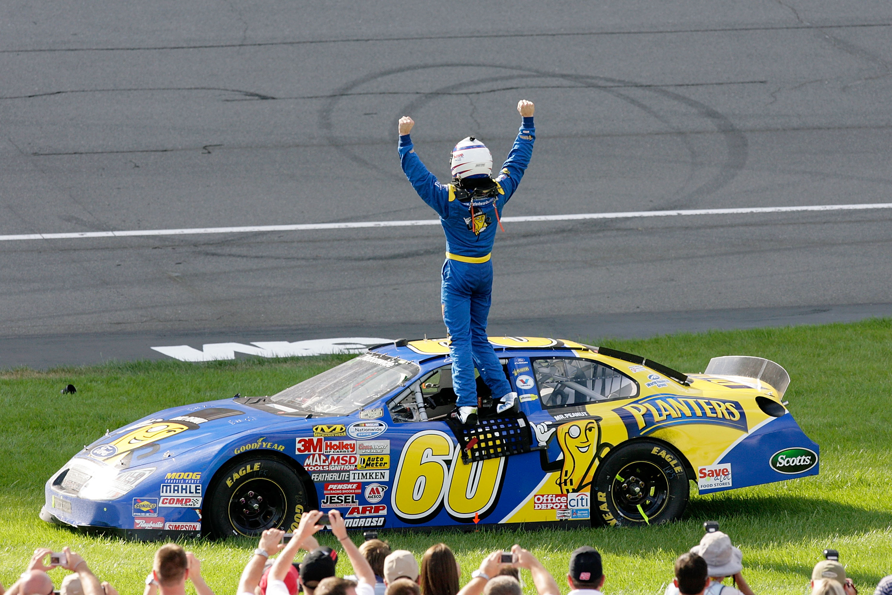 Carl Edwards 'Shocked' by NASCAR Hall of Fame News