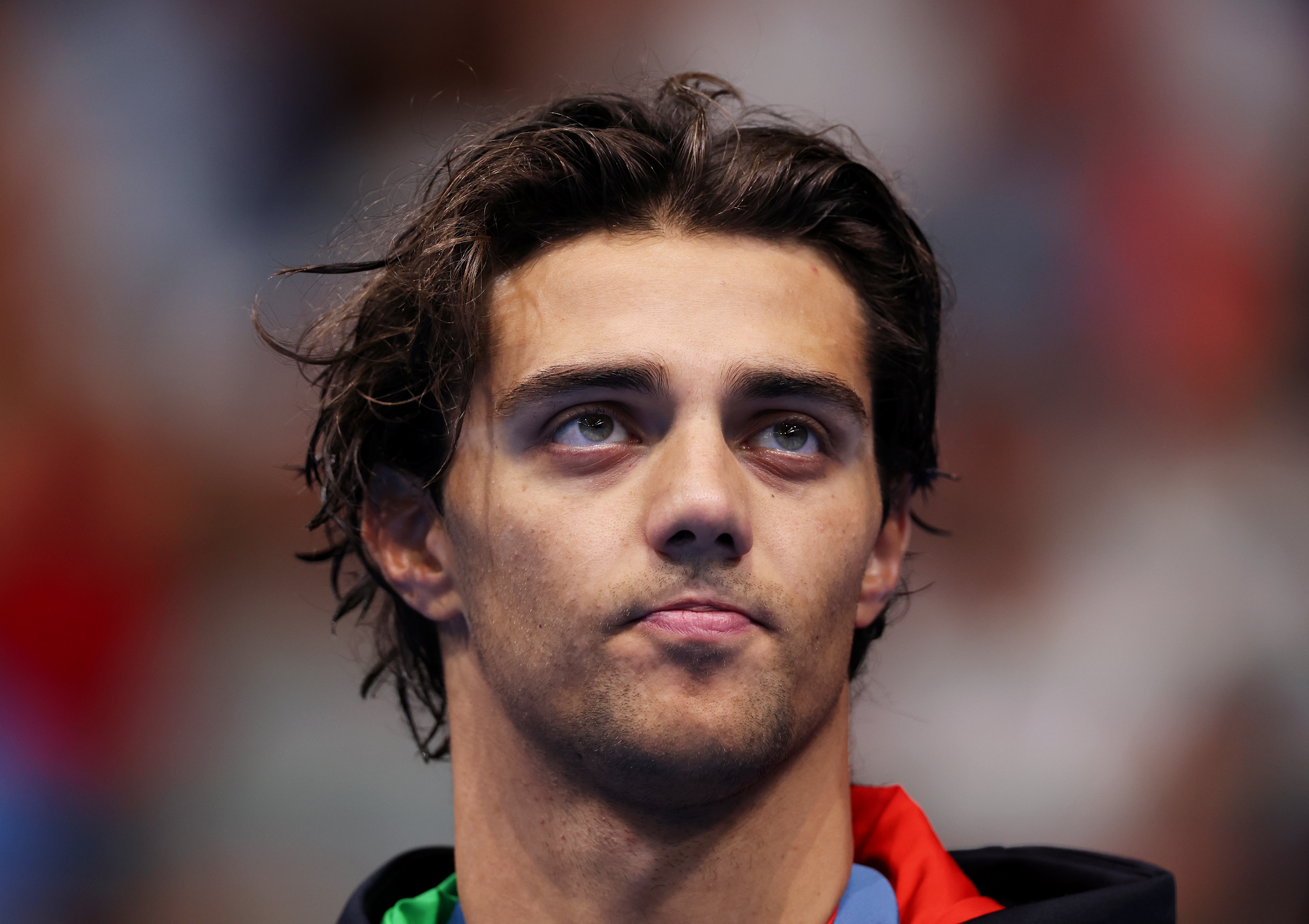 Thomas Ceccon, Italian Swimmer, Spotted Sleeping in Park: Video