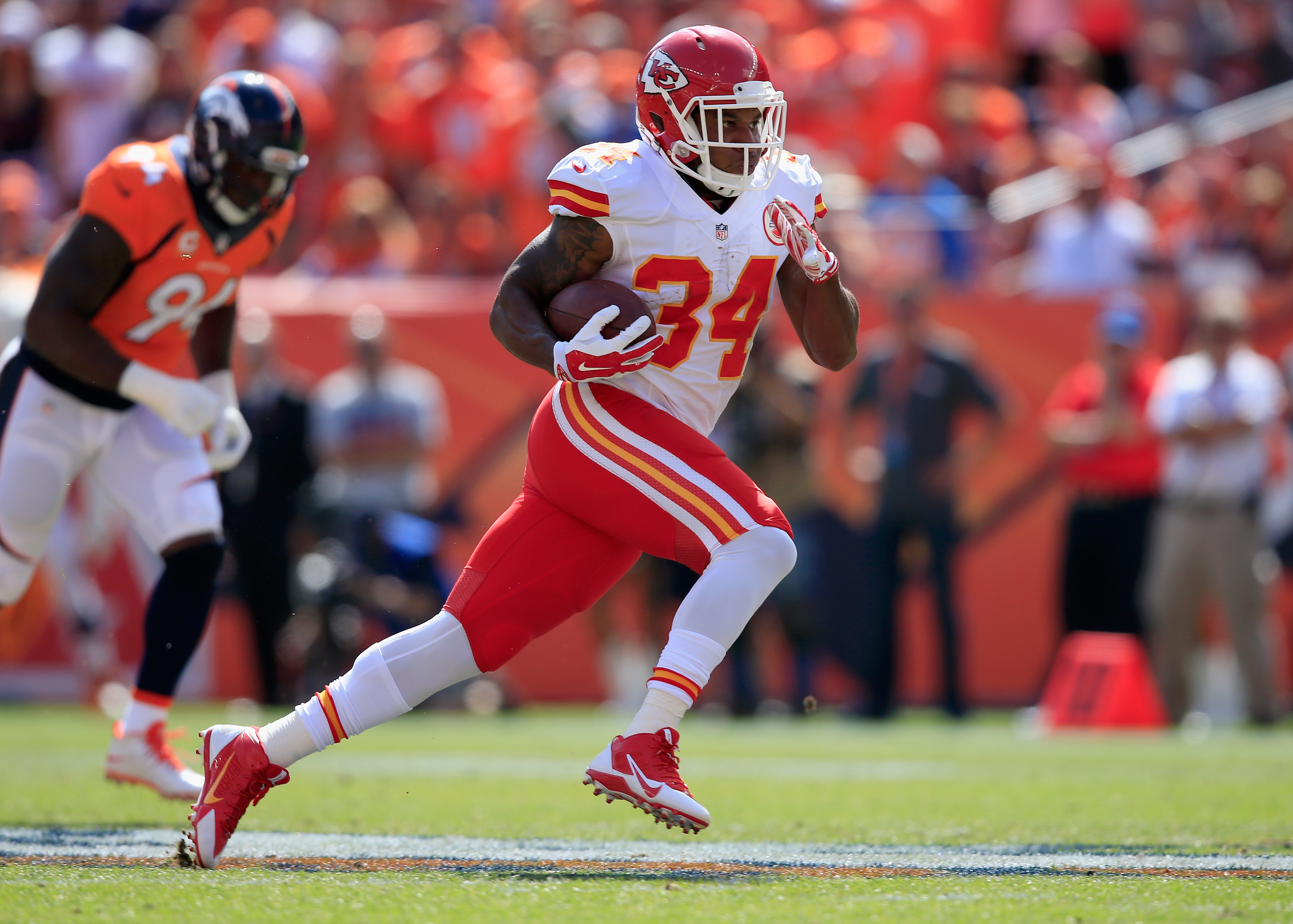 10 Longest NFL Kickoff Returns of All Time