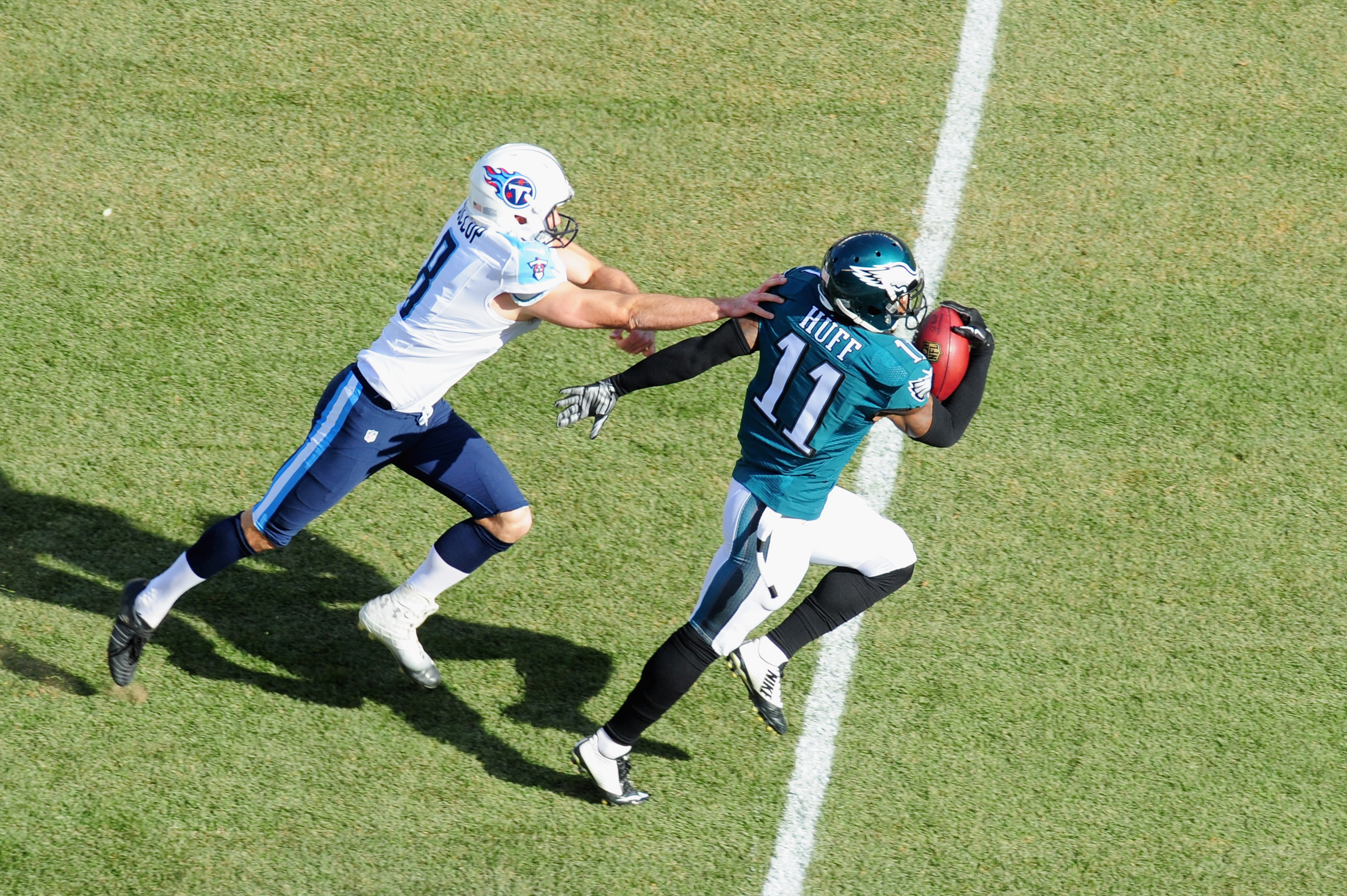 10 Longest NFL Kickoff Returns of All Time