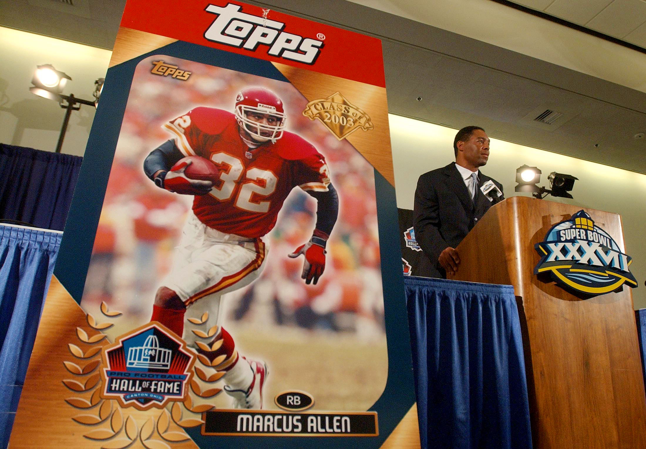 10 Best Raiders Players of All Time, Ranked