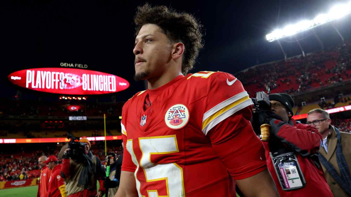 Patrick Mahomes Sends Strong Message to Chiefs Teammates