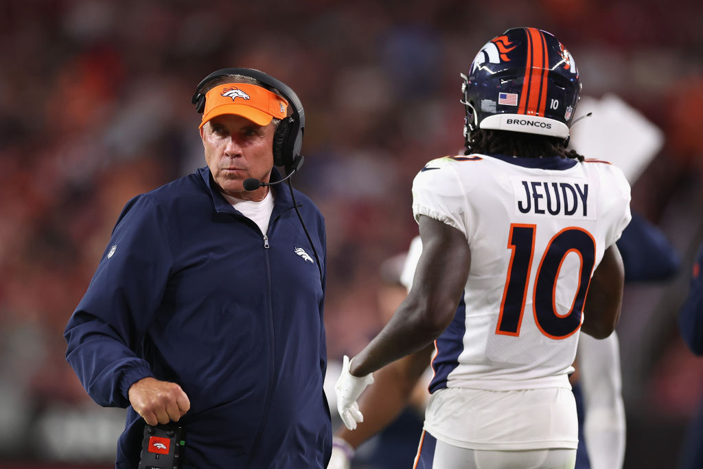 Fans React To Former Broncos WR Jerry Jeudy Getting "Robbed" Of Latest ...