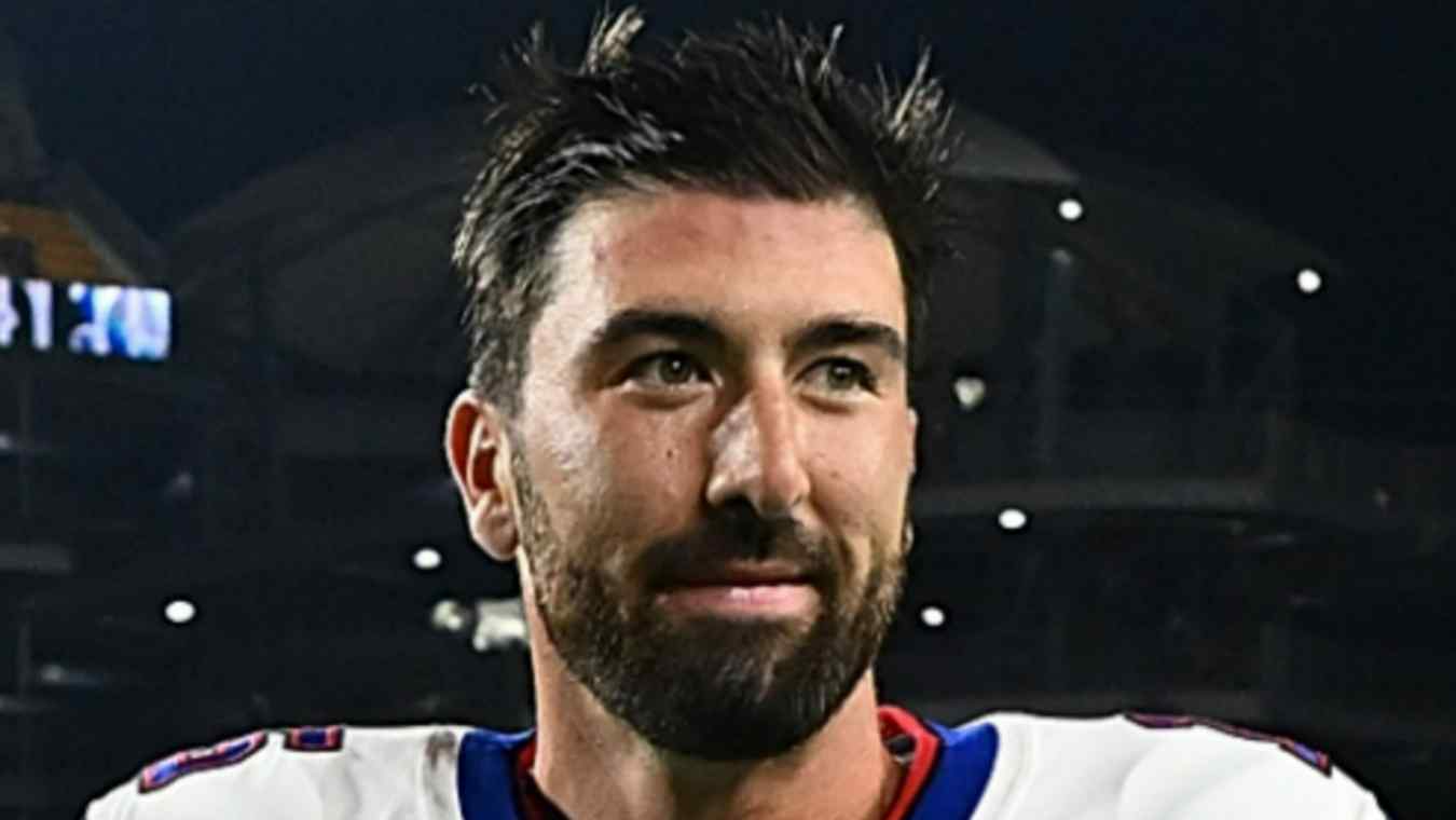 Former Broncos QB Be DiNucci Announces Next Career Move