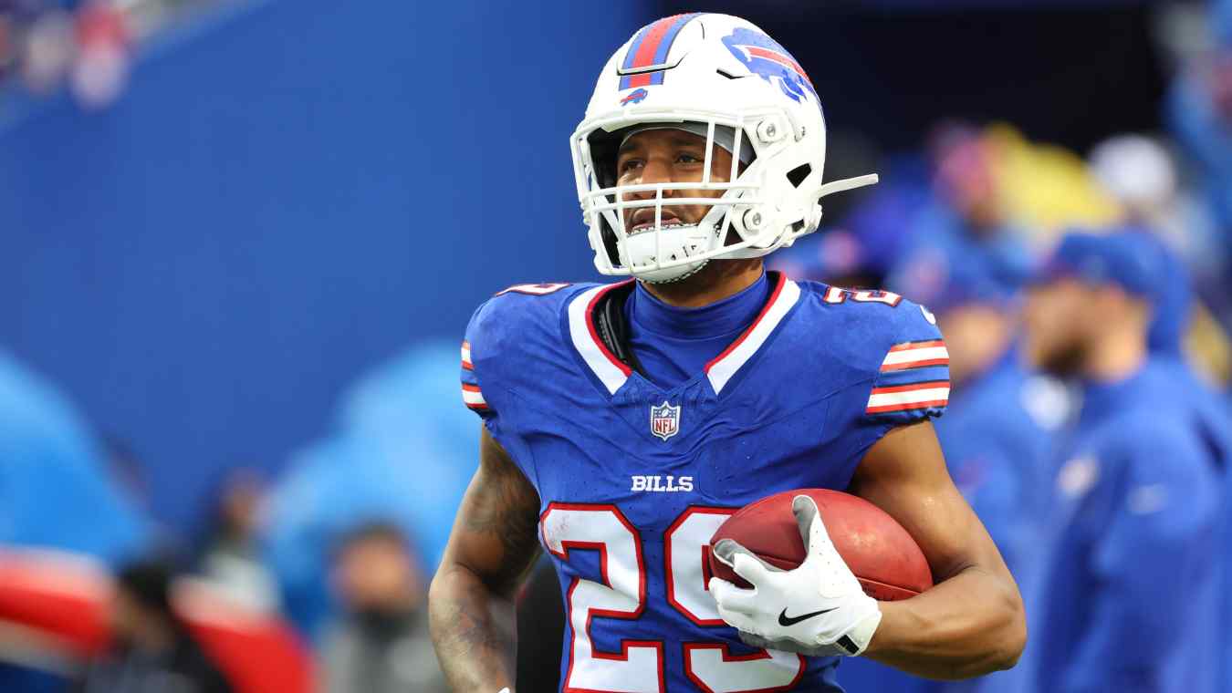 Bills Bring Back Speedy Starter Days After Releasing Him