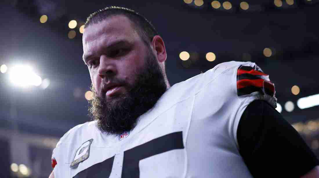 Browns Pro Bowler Breaks Silence on Future Amid Uncertainty