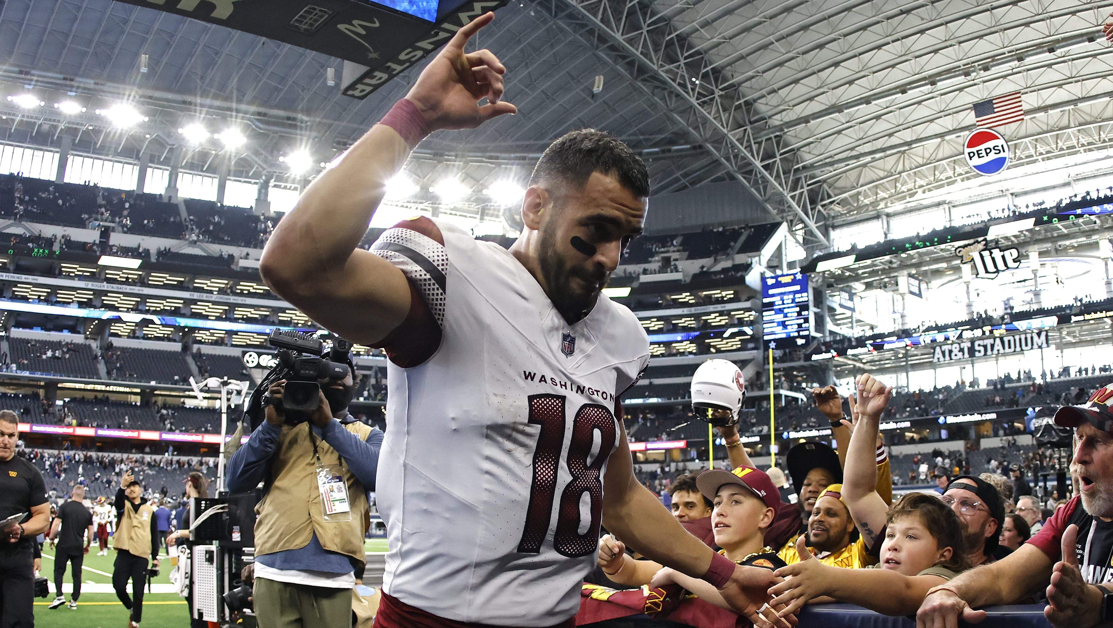 Dolphins Could Pursue Commanders Backup QB Marcus Mariota