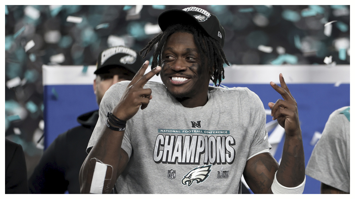 Dave Portnoy Sparks Outrage From Eagles Fans With Bold AJ Brown Take