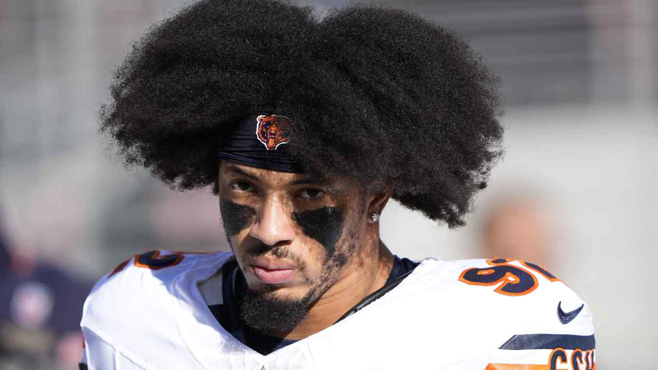 Bears Re-Sign Pass Rusher Daniel Hardy Amid Series of Moves