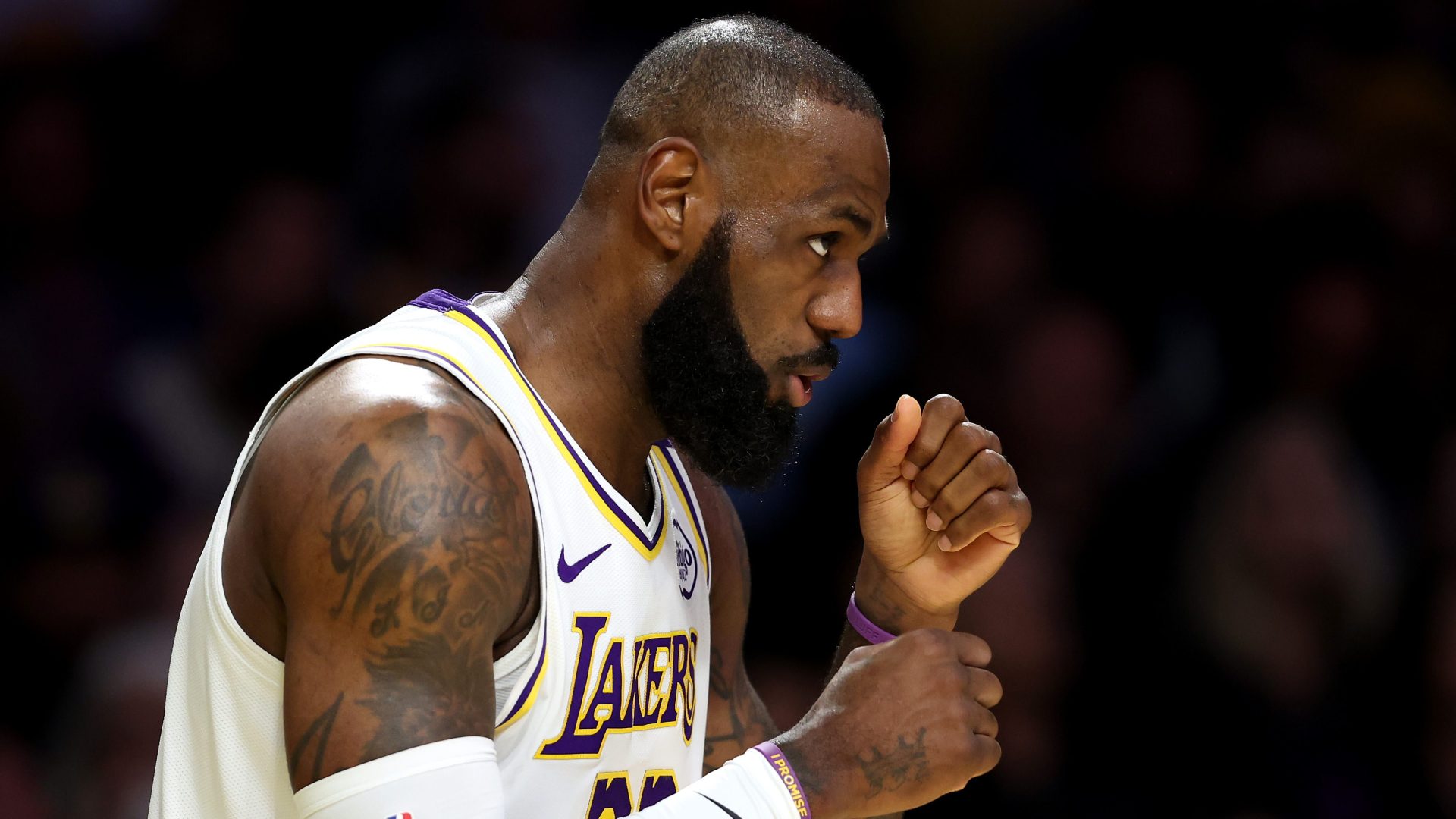 Lebron Roasts ESPN Star for ‘Taylor Swift Tour’ on Confrontation ...
