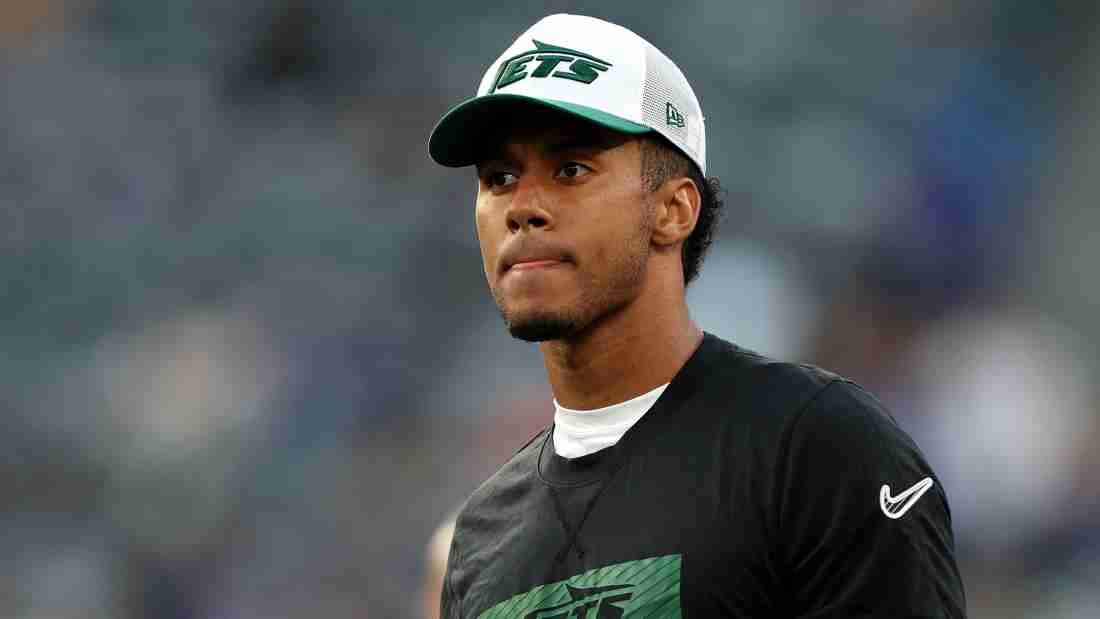 24-Year-Old Jets QB Jordan Travis Abruptly Retires: Report