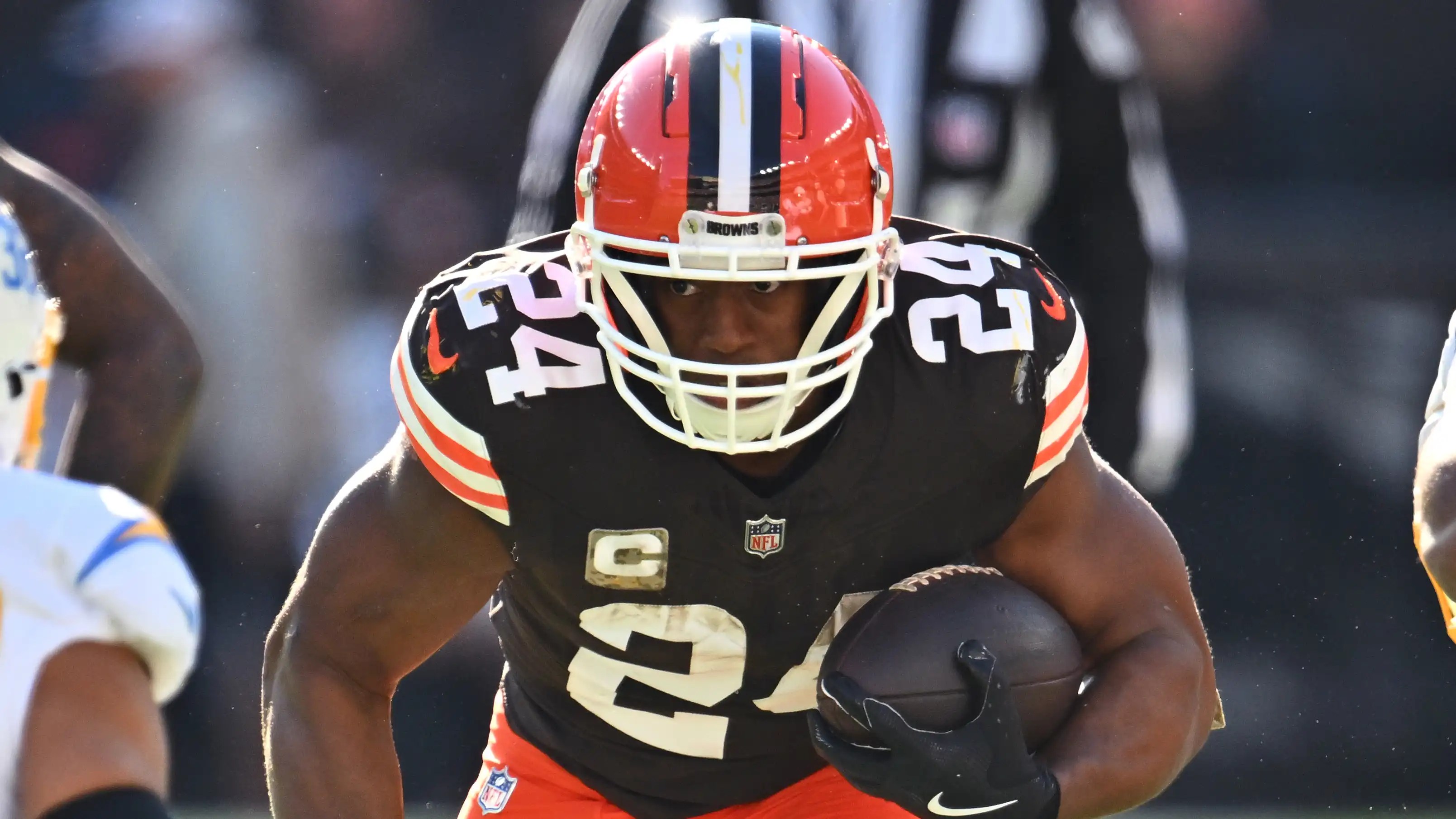 Calls Grow For Ex-Browns RB Nick Chubb to Sign With Cowboys