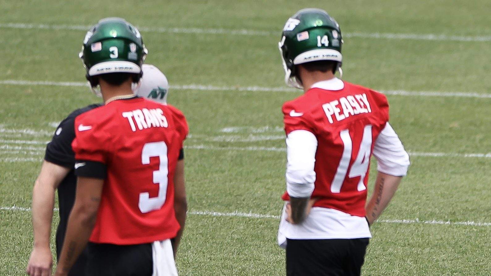 Jets Gave QB Jordan Travis' Agent 'Earful' About 'Botched' Rehab