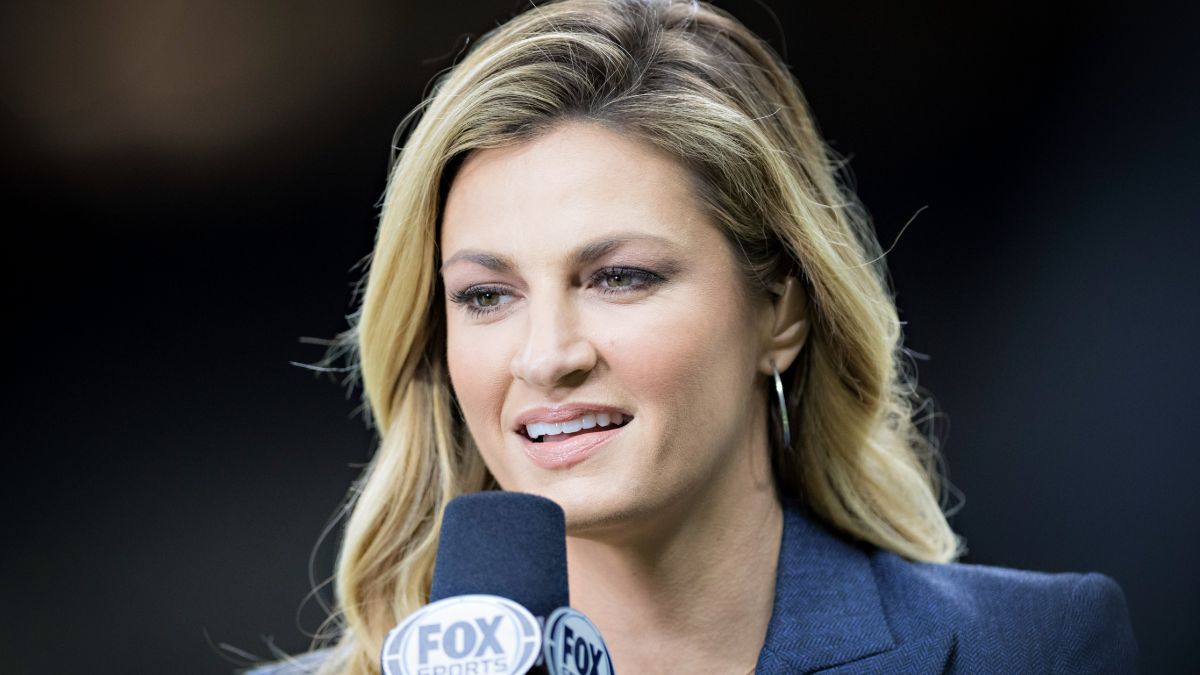 Travis Kelce Gives Love to Erin Andrews After Devastating News
