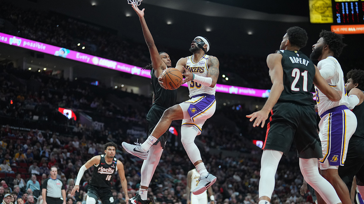 Lakers Forced to Waive Goodwin, Milton to Add Marcus Smart