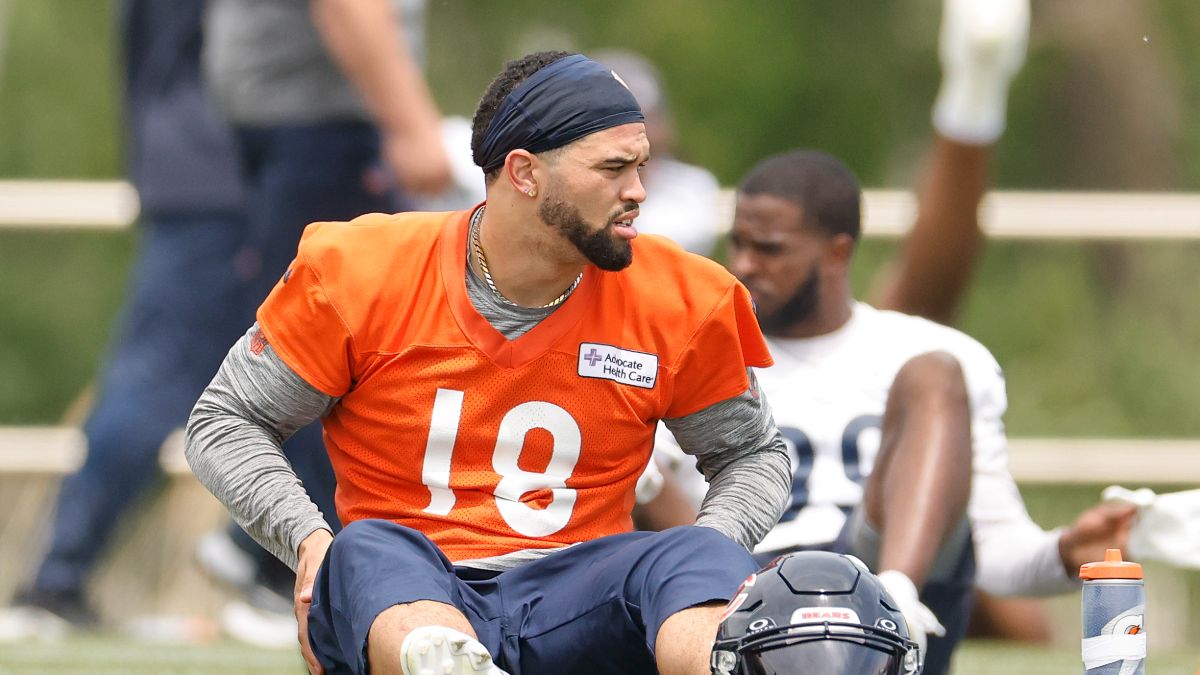 Bears' Caleb Williams Approaching 'Bust' Status in 2nd NFL Year