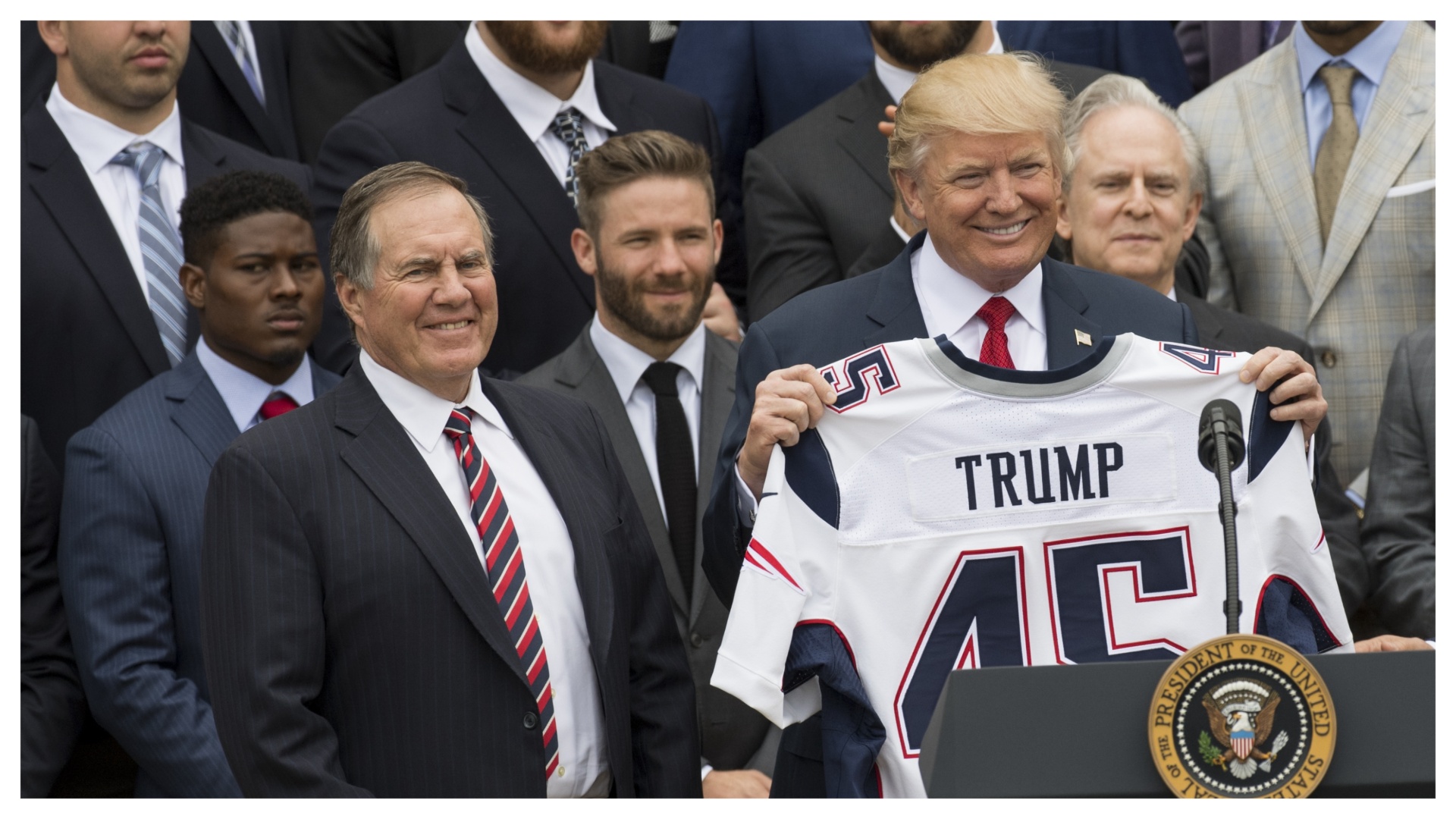 NFL Blocked Donald Trump From Buying the New England Patriots - HEAVY