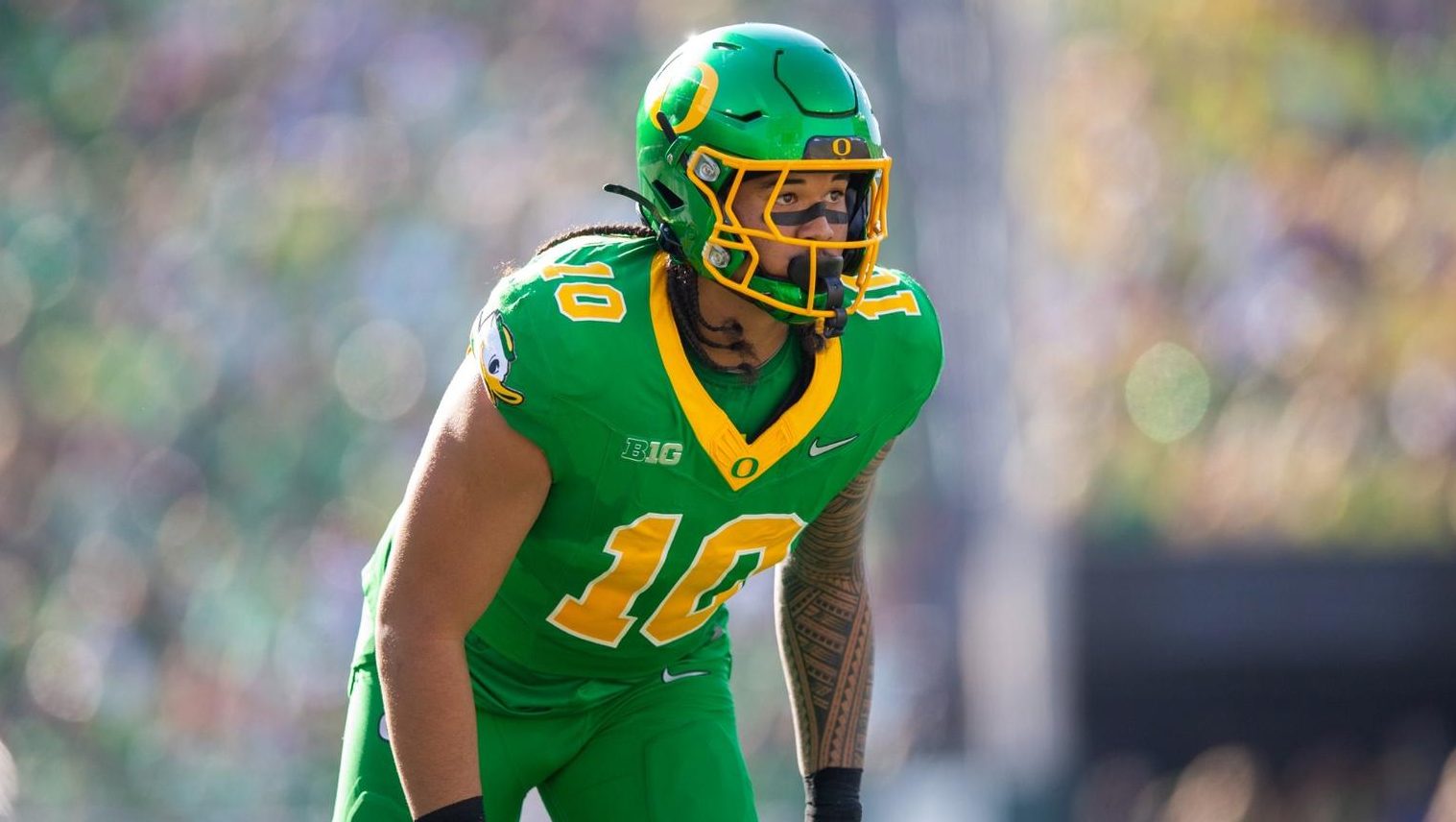 Buccanees Projected To Add 'Remarkable' Oregon Edge Rusher